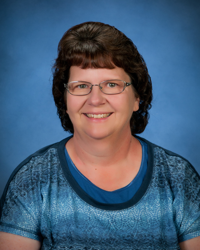 Faculty and Staff – Lindsay Holy Family